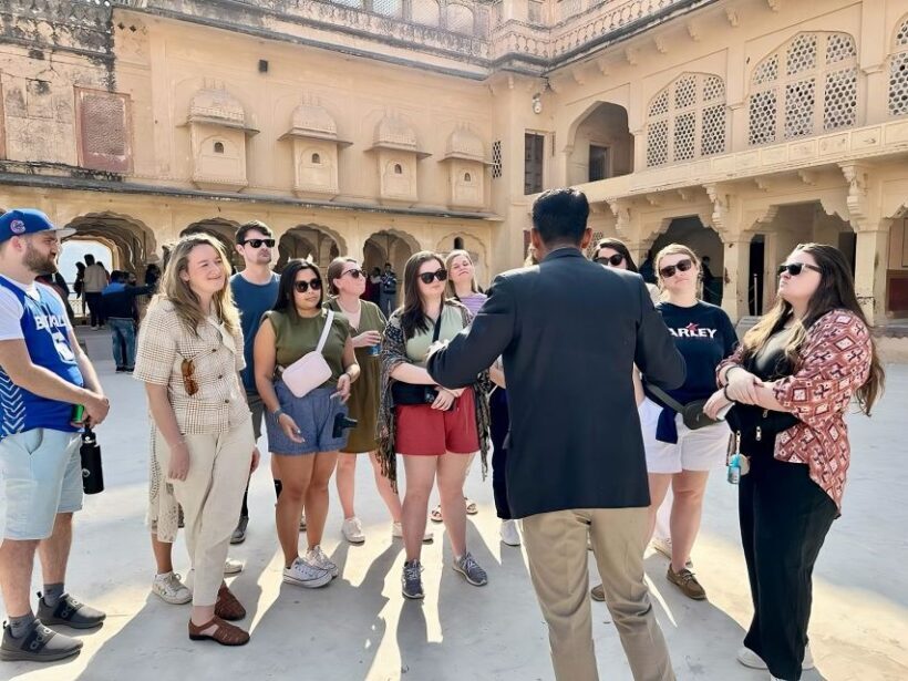Jaipur Private City Tour with Hotel Pick-Up & Drop 4 - 8 Hrs - FAQ