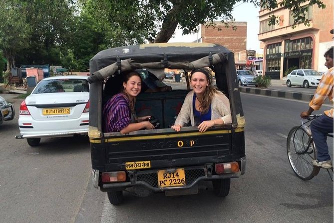 Jaipur: Private Day Trip by Tuk-Tuk & Guide with Pick-Up & Drop - FAQs