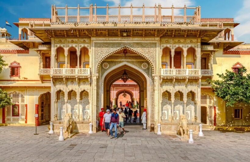 Jaipur: Private Full-Day City Tour by Tuk-Tuk or Car - FAQ