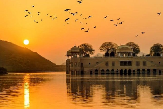 Jaipur Private Full-Day Tour from New Delhi with Lunch - Authenticity and Expert Guidance