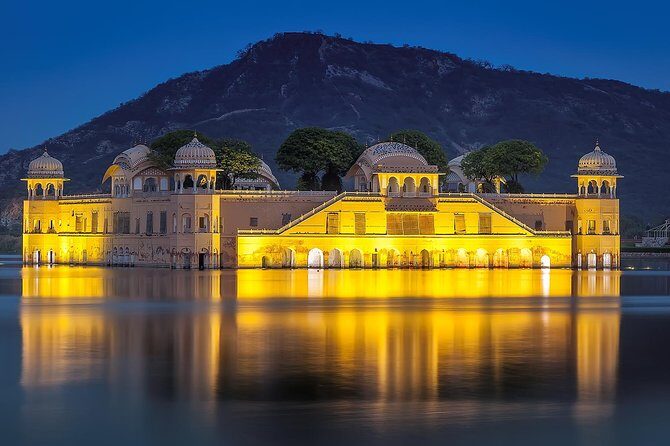 Jaipur: Private Jaipur Full Day City Sightseeing Tour by Car - A Close Look at the Itinerary