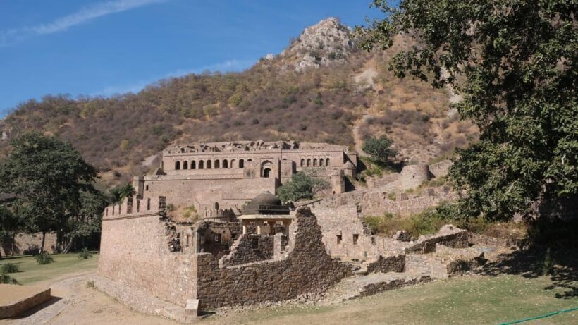Jaipur: Same-Day Bhangarh Fort & Chand Baori Stepwell Tour - Who Should Consider This Tour?