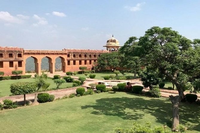 Jaipur Sightseeing - Starting at Amber Palace: The Jewel of Rajasthan