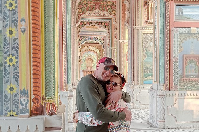 Jaipur Sightseeing and Shopping: Guided Tour by Private Car - Who Will Love This Tour?