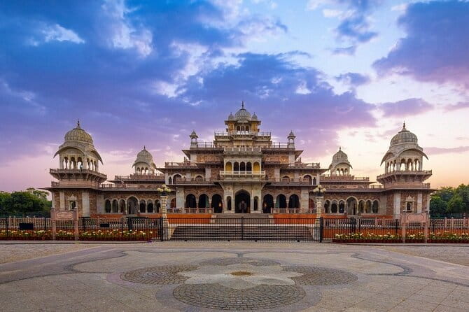 Jaipur Sightseeing Private Day Tour By Tuk Tuk - Key Points
