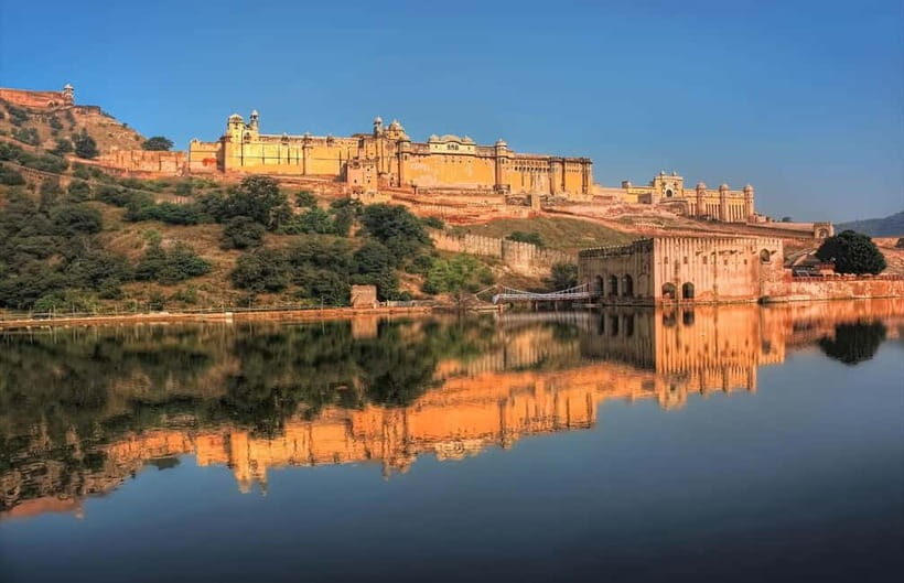 Jaipur: Sightseeing Tour with Visit to Galtaji Monkey Temple - Key Points