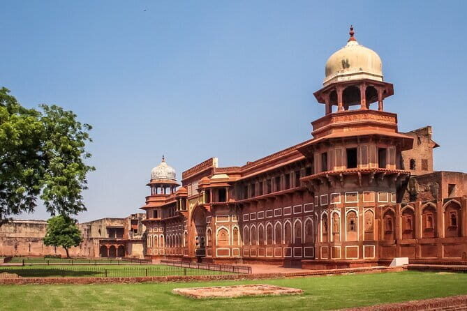 Jaipur to Agra and Taj Mahal Day Tour by Car - Analyzing the Experience: What Makes This Tour Stand Out?