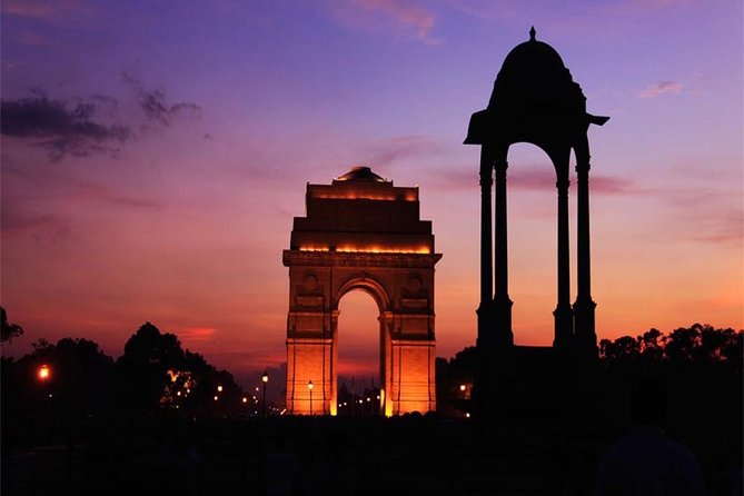 Jaipur to Agra by Car - The Value of a Personal Driver