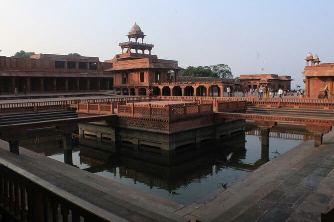 Jaipur to Agra Day Trip with Fatehpur Sikri and Abhaneri Stops - Who Is This Tour Best For?