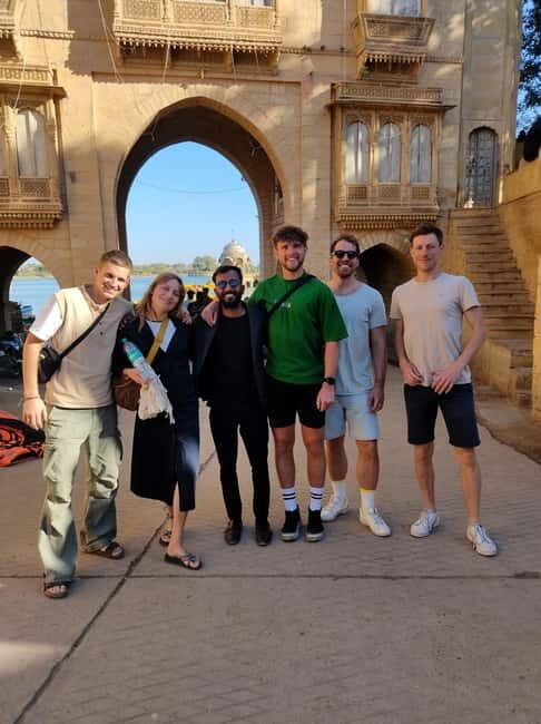 Jaisalmer Walking Tour: A Stroll Through Time and Culture - The Calm of Gadisar Lake