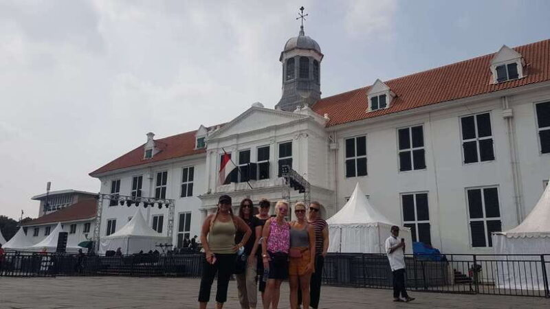 Jakarta: Cultural, Religious, and Historical Highlights Tour - Key Points