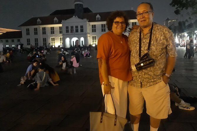 Jakarta easy package - The Practical Side: What to Expect