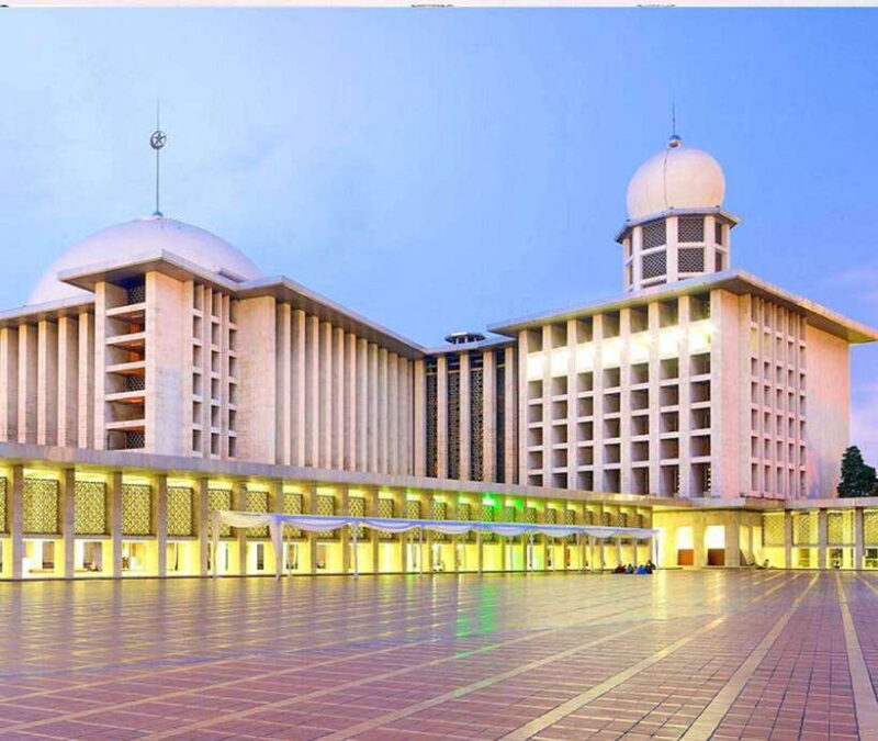 Jakarta : Explore Full Day Tour Guide Speak Japanese - Frequently Asked Questions