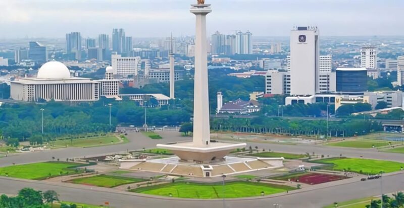 Jakarta Heritage City Tour With Lunch & Souvenir - Who Should Consider This Tour?