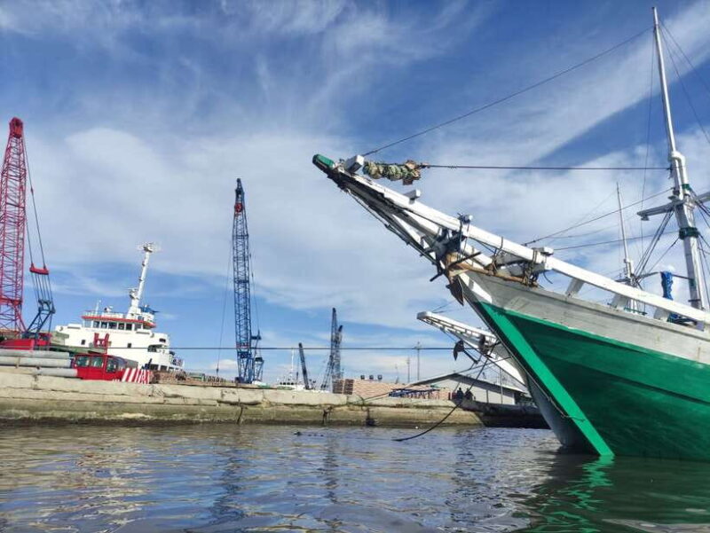 Jakarta: Highlights Capital City with Canal Boat Tour - Jakarta’s Old Town: Kota Tua and Dutch Colonial Heritage