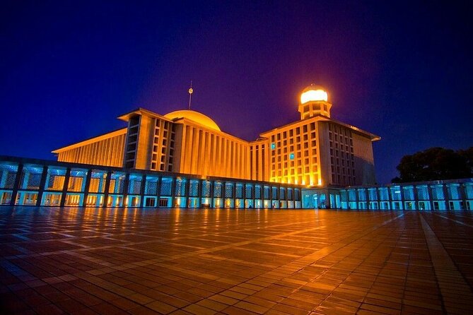 Jakarta Night Tour : Enjoyable Night time in Jakarta (Hotel Pick-up) - Food, Freedom, and Flexibility