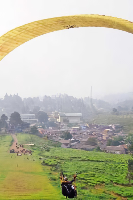 Jakarta: Paragliding on Top Mountain & Tea Plantation - The Sum Up