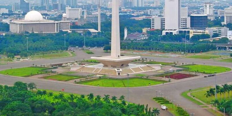 Jakarta : Private City Tour With Lunch And Souvenir - Key Points