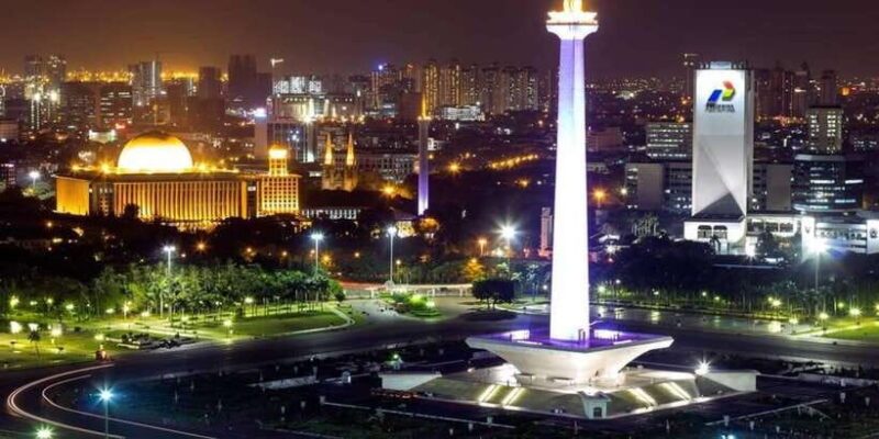 Jakarta: Private Guided Sightseeing & Street Food Night Tour - A Deep Dive into the Tour Experience