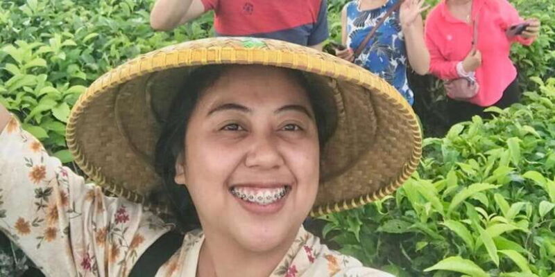 Jakarta: Volcano, Tea/Rice Fields, Hot Spring, Local Food - Exploring Tea Fields at Ciater