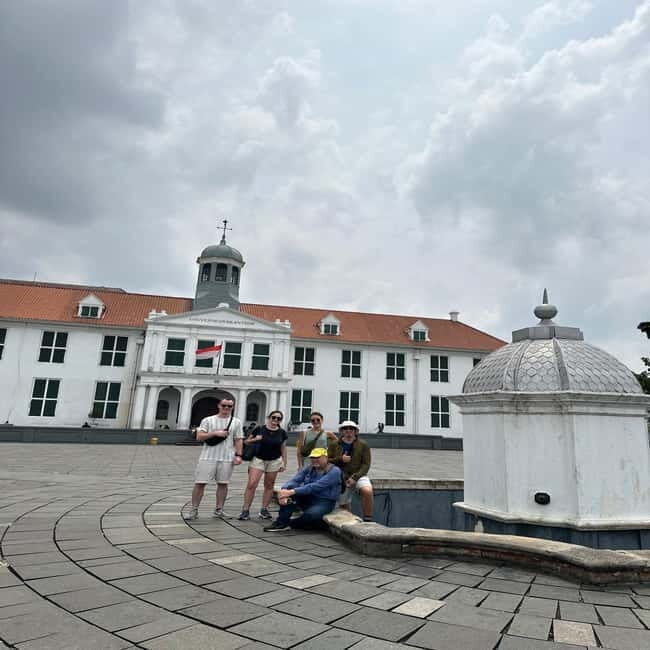 Jakarta Walking Tour: Explore Jakarta as the Locals do - The Walking & Timing