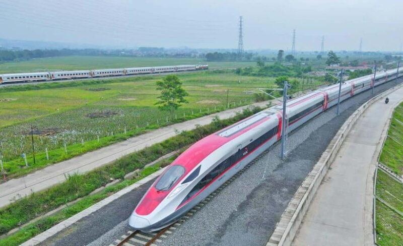 Jakarta: White Crater, Tea Plantation By fast Train - Is This Tour Worth It?