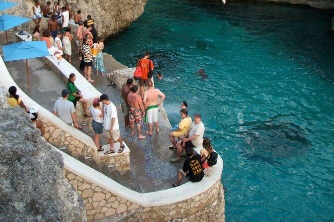 Jamaica Sunset at Rick's Cafe Private Tour with Transfer - Who Will Enjoy This Tour?