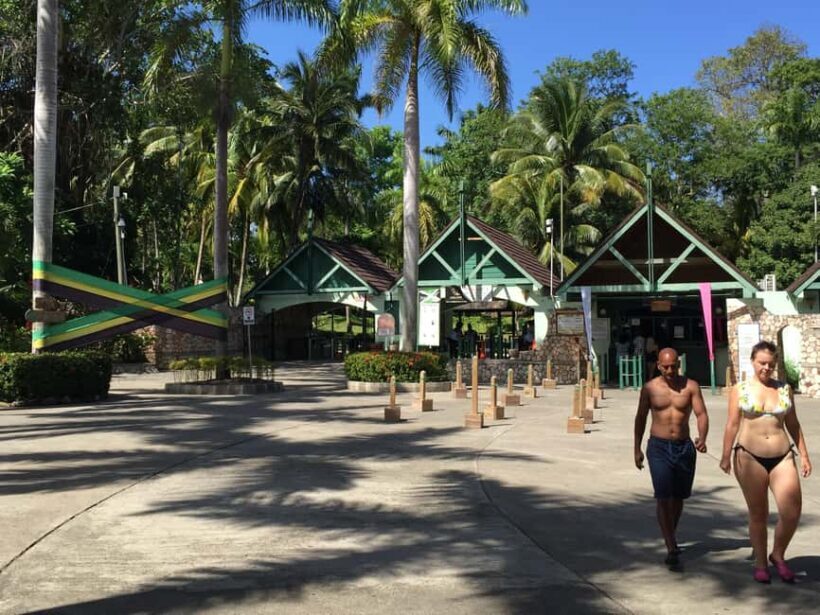 Jamaica's Dunn's River Falls & River Tubing Tour - FAQ