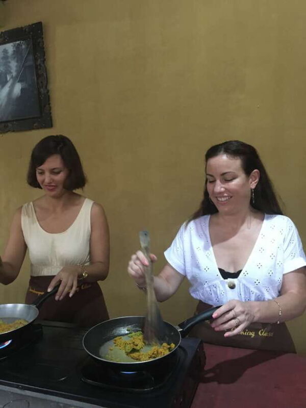 Jambangan bali cooking class with morning market tour - Authentic Balinese Cooking in a Local Home with Market Tour