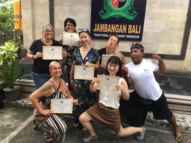 Jambangan bali cooking class with morning market tour - FAQ