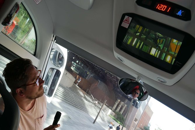 James Bond Bus Tour of London - Behind-the-Scenes Insights