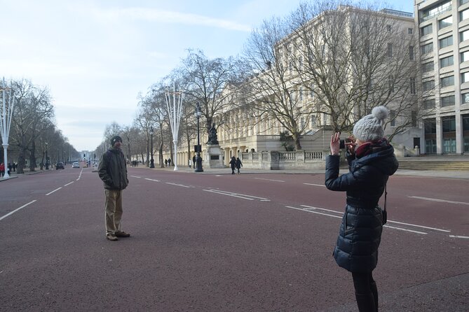 James Bond Film Location Walking Tour in London - Tips for a Successful Tour