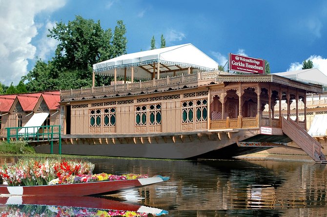 Jammu & Kashmir Valley Tour - How Does the Tour Offer Value?