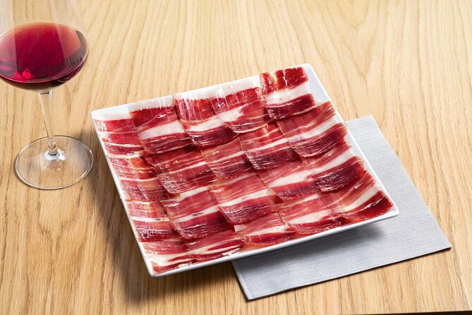 Jamón Experience Masterclass in Barcelona - The Experience Itself — Group Size, Venue, and Atmosphere