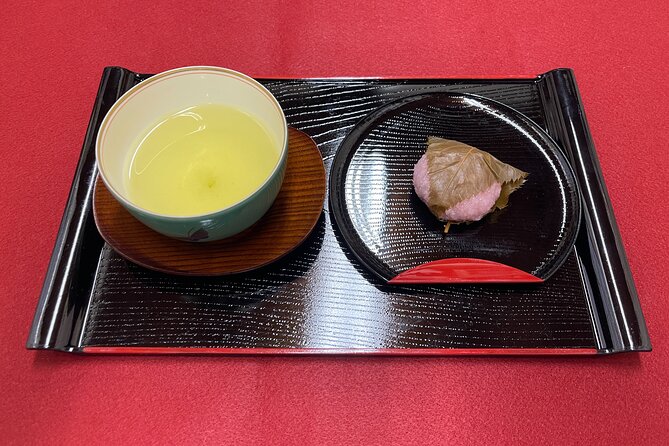 Japanese Calligraphy Experience in Osaka - Instructor Ryusho and Teaching Style