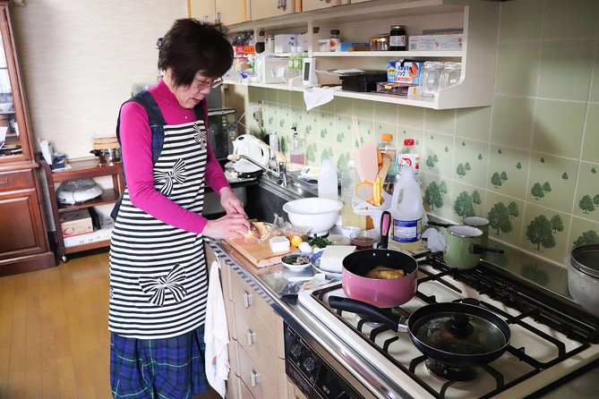 Japanese Cooking Class in Kyoto With an Introduction to Tofu - Cooking Experience Details