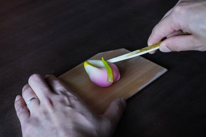 Japanese Tea Ceremony & Japanese-Style Lunch Served by Airline - FAQs