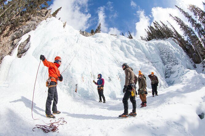 Jasper Ice Climbing Experience - What is the Jasper Ice Climbing Experience?