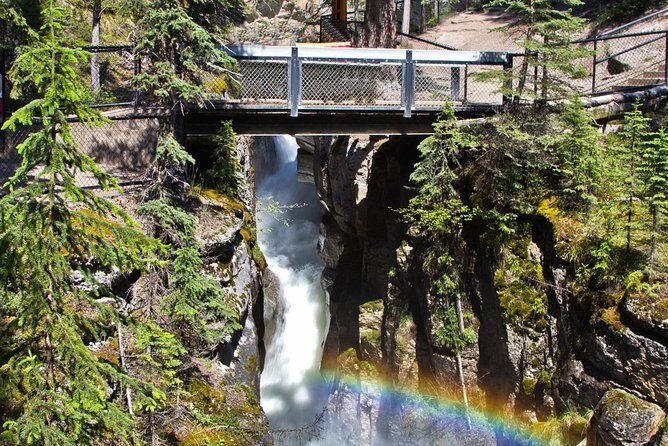 Jasper National Park Tour: Maligne Valley, Medicine Lake and Spirit Island - An In-Depth Look at the Tour Itinerary