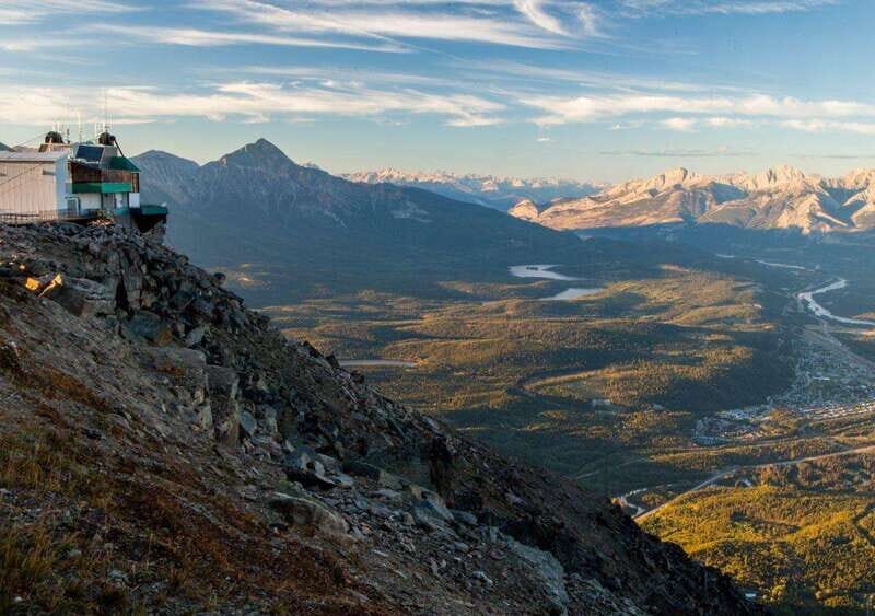 Jasper SkyTram Roundtrip Flight Ticket - An In-Depth Look at the Jasper SkyTram Experience