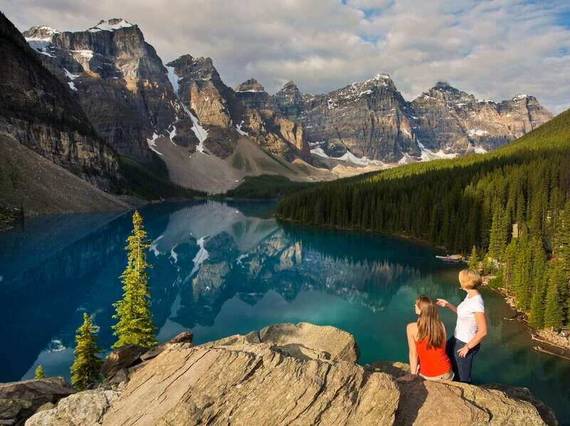 Jasper: Transfer to Banff/Lake Louise w/ Columbia Icefields - What Travelers Love and Expect
