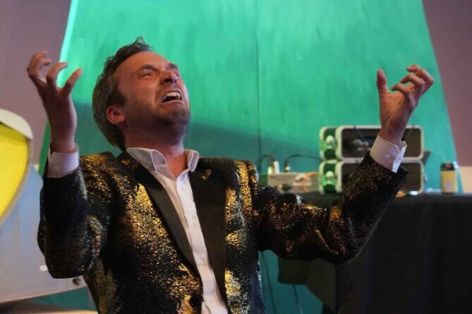 Jasper's Live Theater show - From Jasper with Love - The Experience in Detail: What to Expect