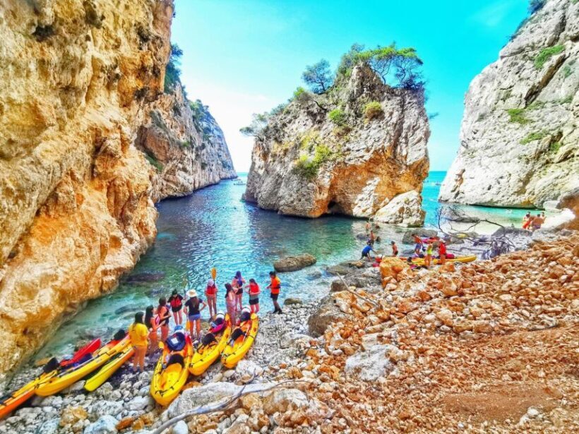 Jávea: Kayak trip to Granadella - The Sum Up