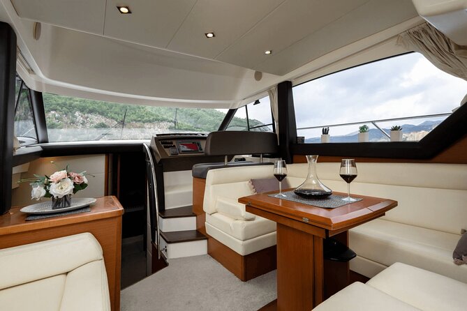Jeanneau Prestige 400 Private Tours - Experience Highlights