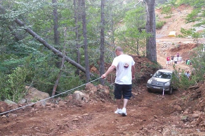 Jeep Safari Daily Tour - Accessibility and Participation