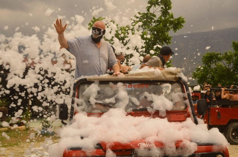 Jeep Safari-Lunch-Boat-Canyon-Waterfall-Foam,Water Party - A Complete Look at the 5-in-1 Jeep Safari in Side