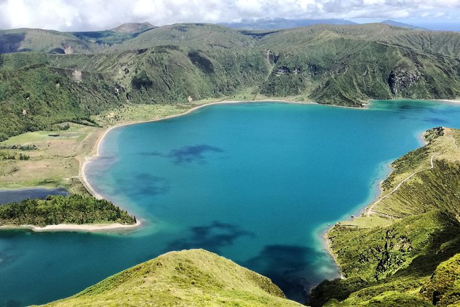 Jeep Tour Full Day Sete Cidades & Lagoa do Fogo with lunch and drinks included. - The Sum Up