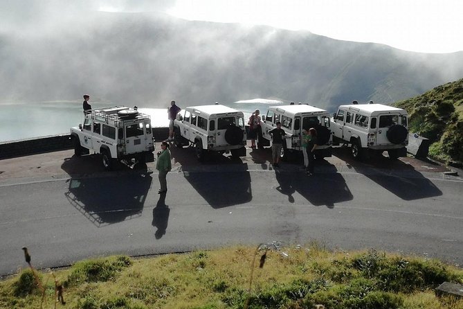 Jeep Tour Full Day Sete Cidades & Lagoa do Fogo with lunch and drinks included. - FAQ
