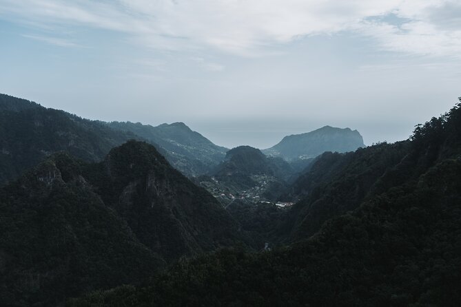 Jeep Tour to the East (Pico Arieiro, Santana, Faial, Caniçal) - Meeting and Pickup Details