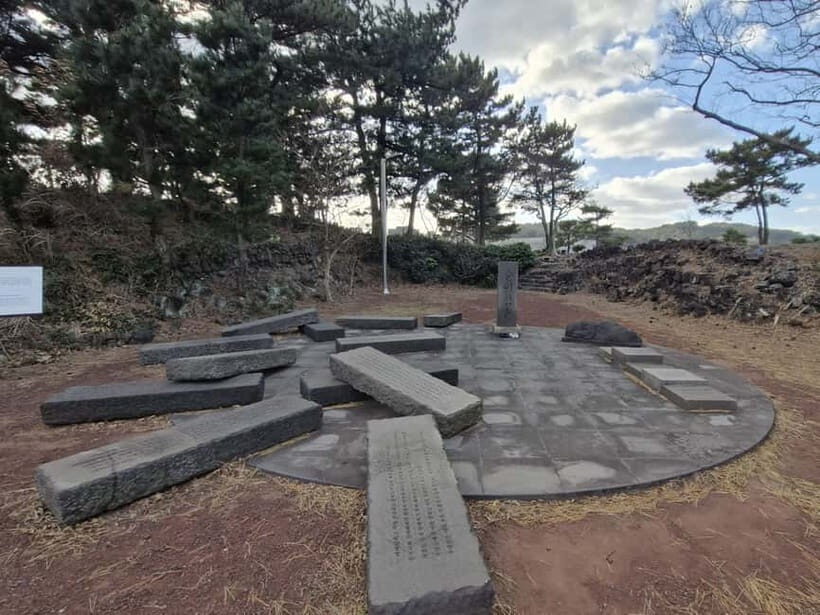 Jeju: 4.3 Incident History & Cultural Tour with a Guide - Key Points